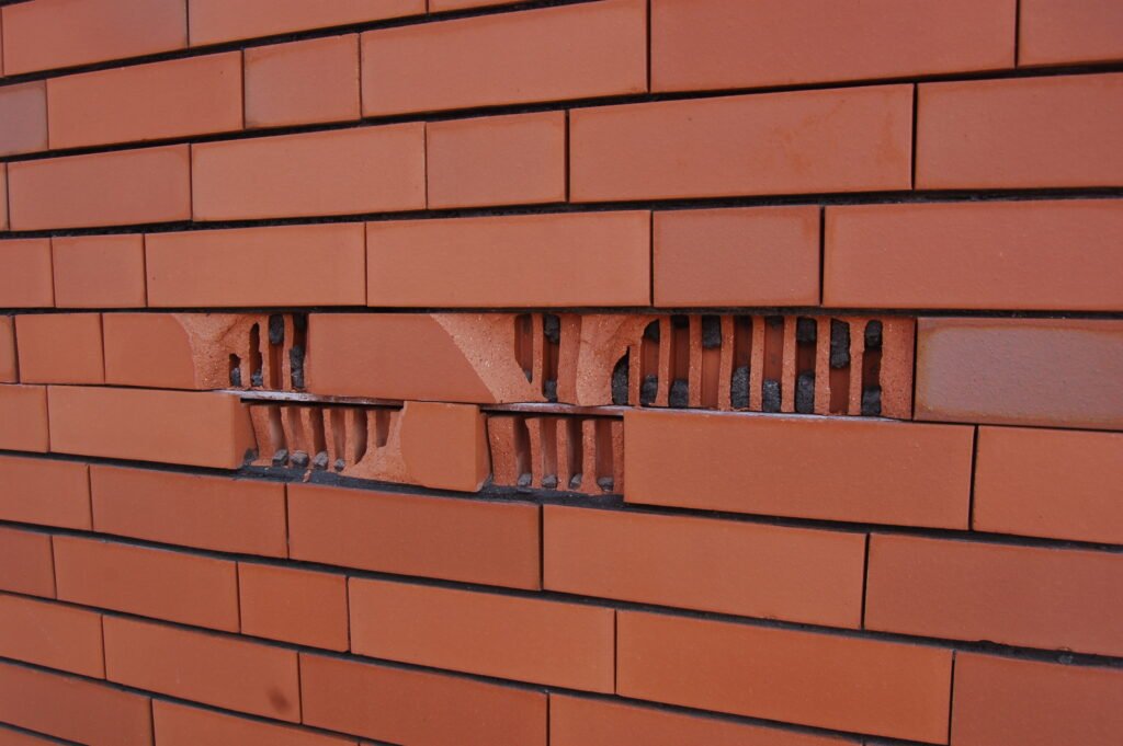 Geveldragers en horizontale dilataties in gevelmetselwerk - Metselwerk ...